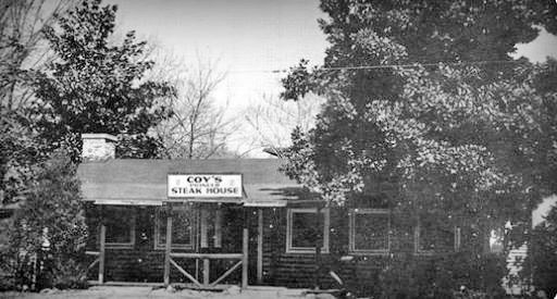 Historic Arkansas Restaurants Coy's and AQ Chicken House Make a Comeback