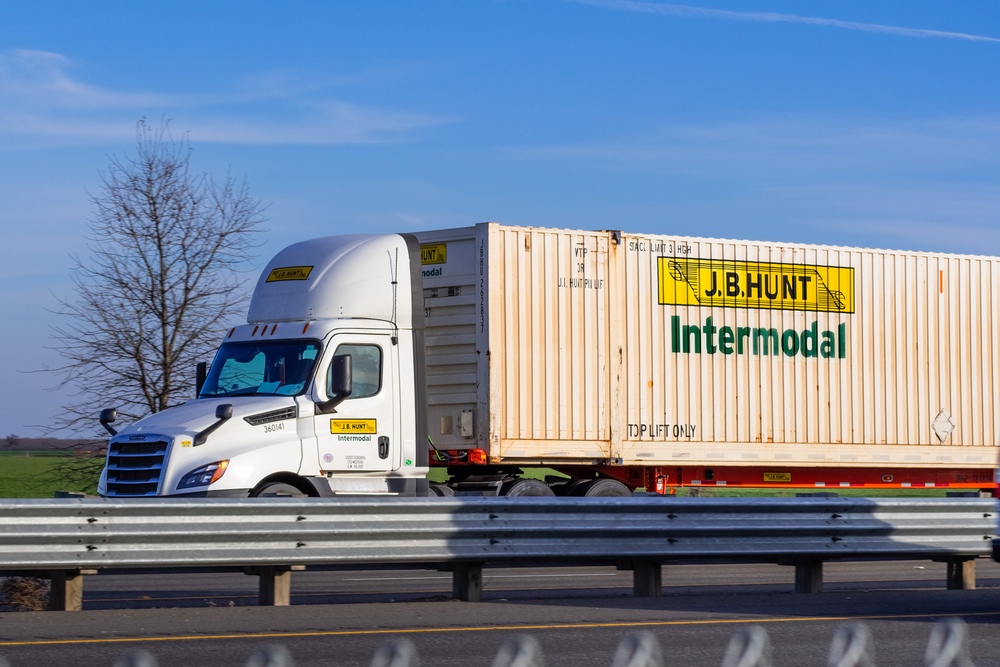 Arkansas Transport Sector Sees Signs of Recovery