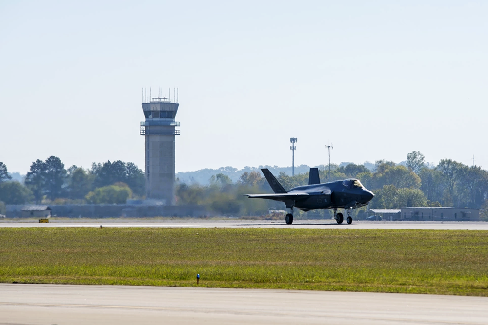 First Jets Arrive at Ebbing Base for Pilot Training Program